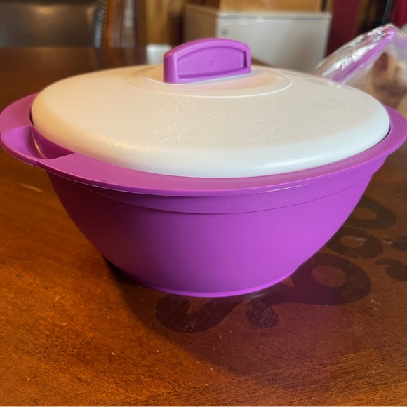 Tupperware | Dining | Tupperware Legacy Soup Server | Poshmark